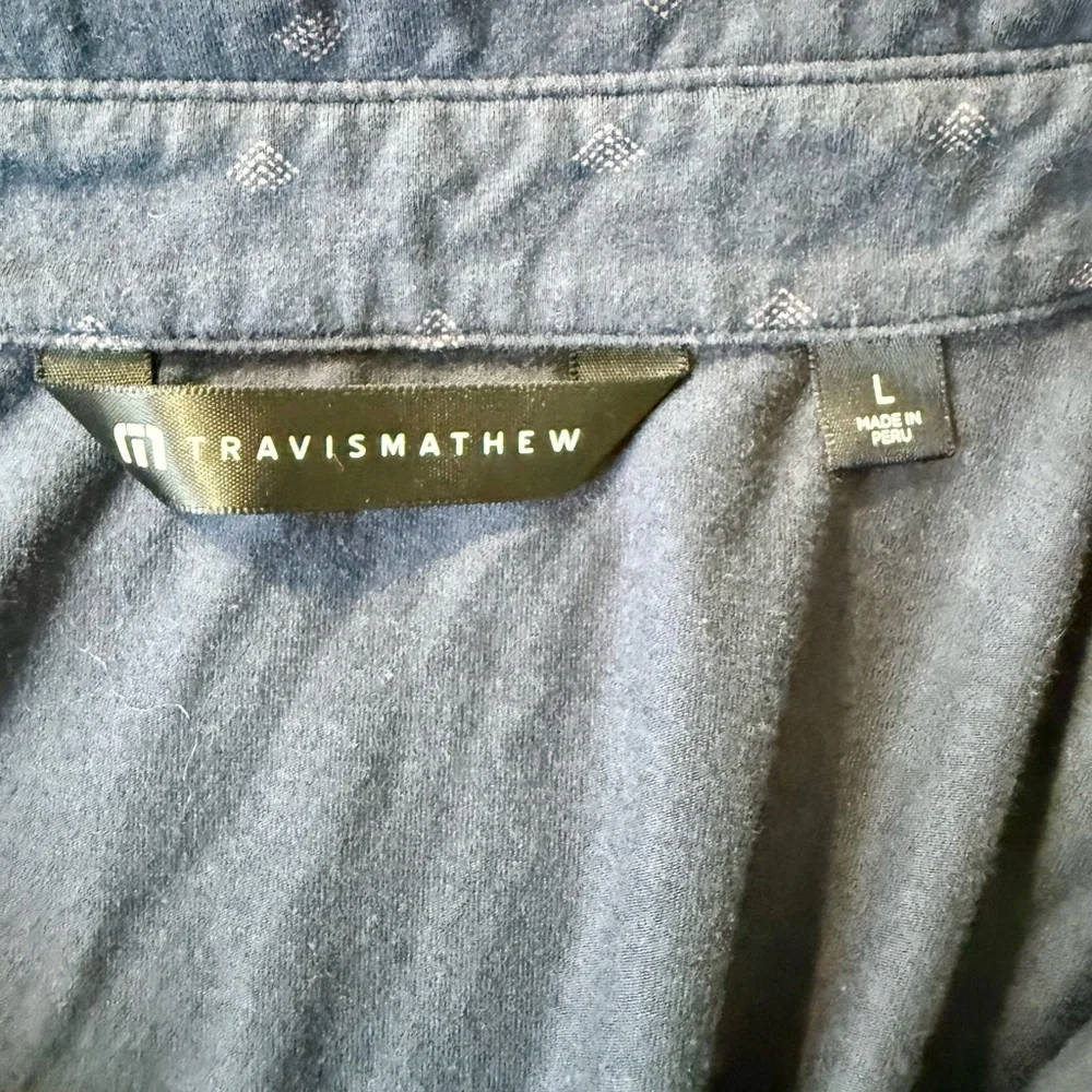 Travis Mathew | Shirts | Euc Travismathew Blue Patterned Stretch ...